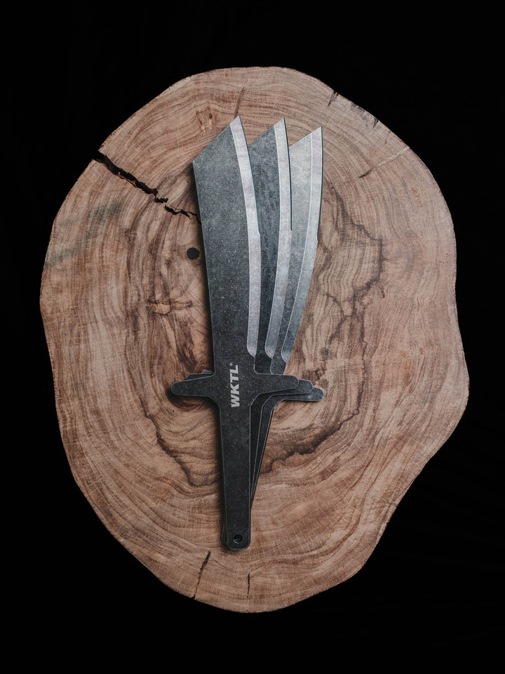 Long Throwing Knives